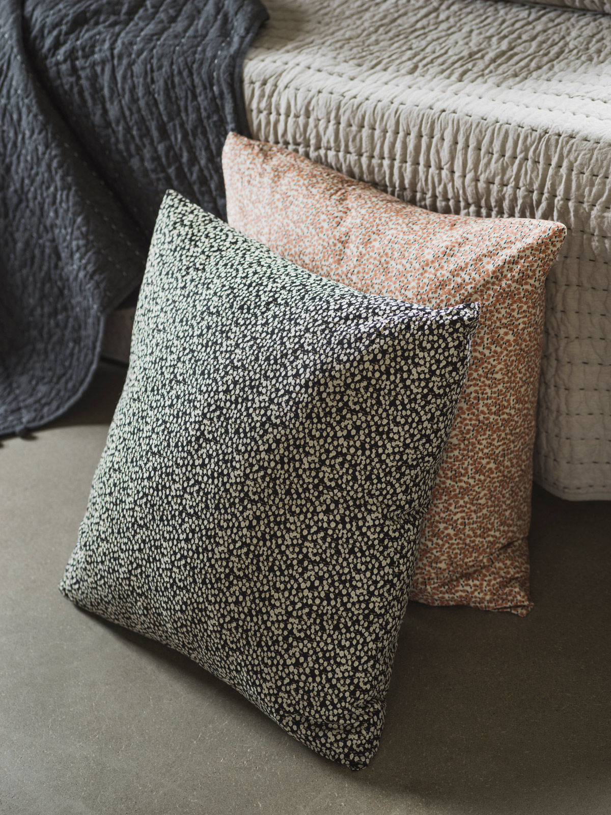 POPPY Kuddfodral svart 60x60 cm 100% bomull 30 grader - Stort utbud hos ...