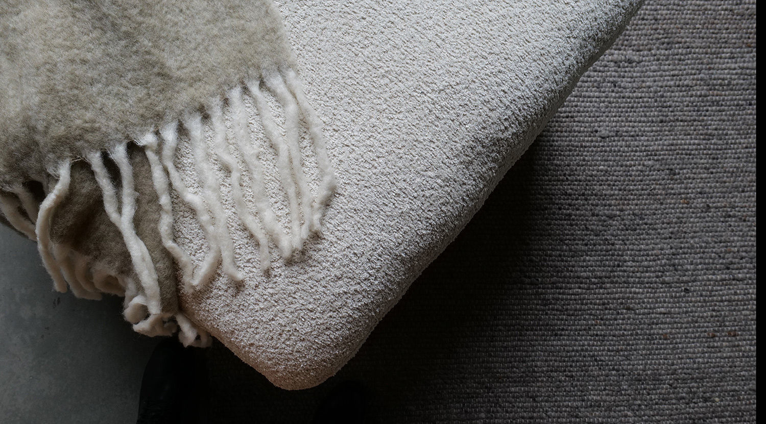 RAWKIN 3,5-sits soffa tyg Anthology 20 cream - Stort utbud hos Em home